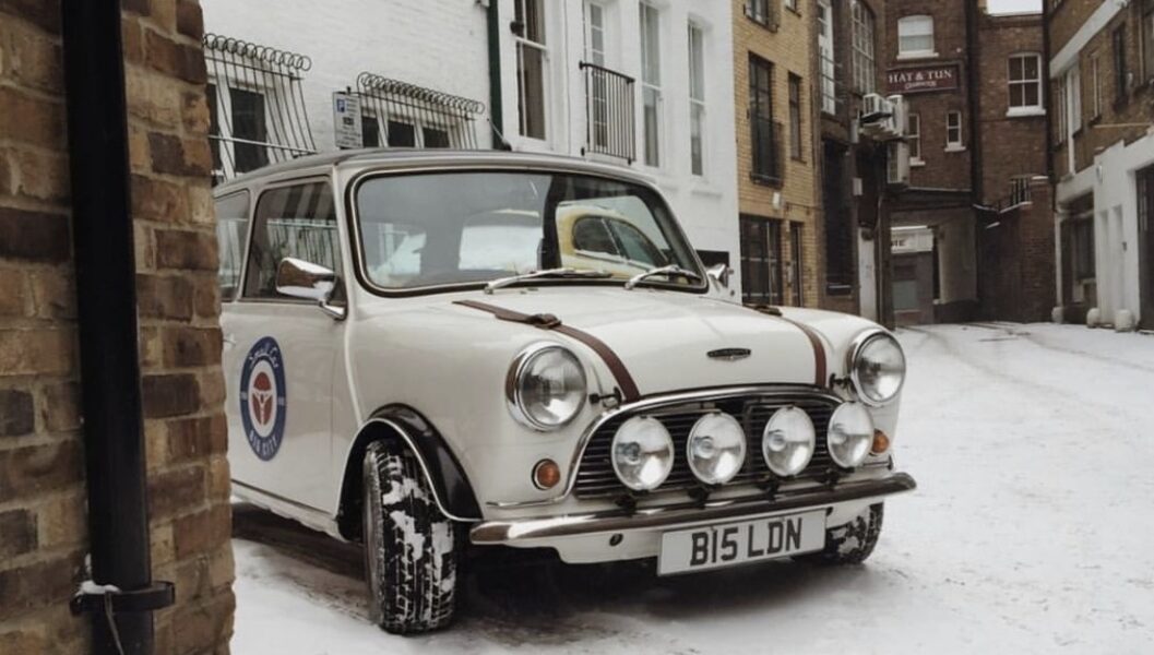 Christmas Lights Tour of London in British Classic Car